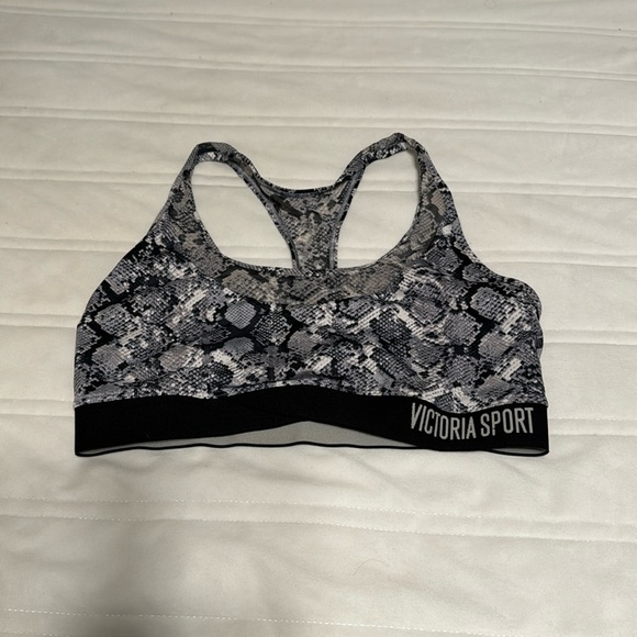 Victoria's Secret | Tops | Snake Print Victoria Sport Sports Bra Size ...